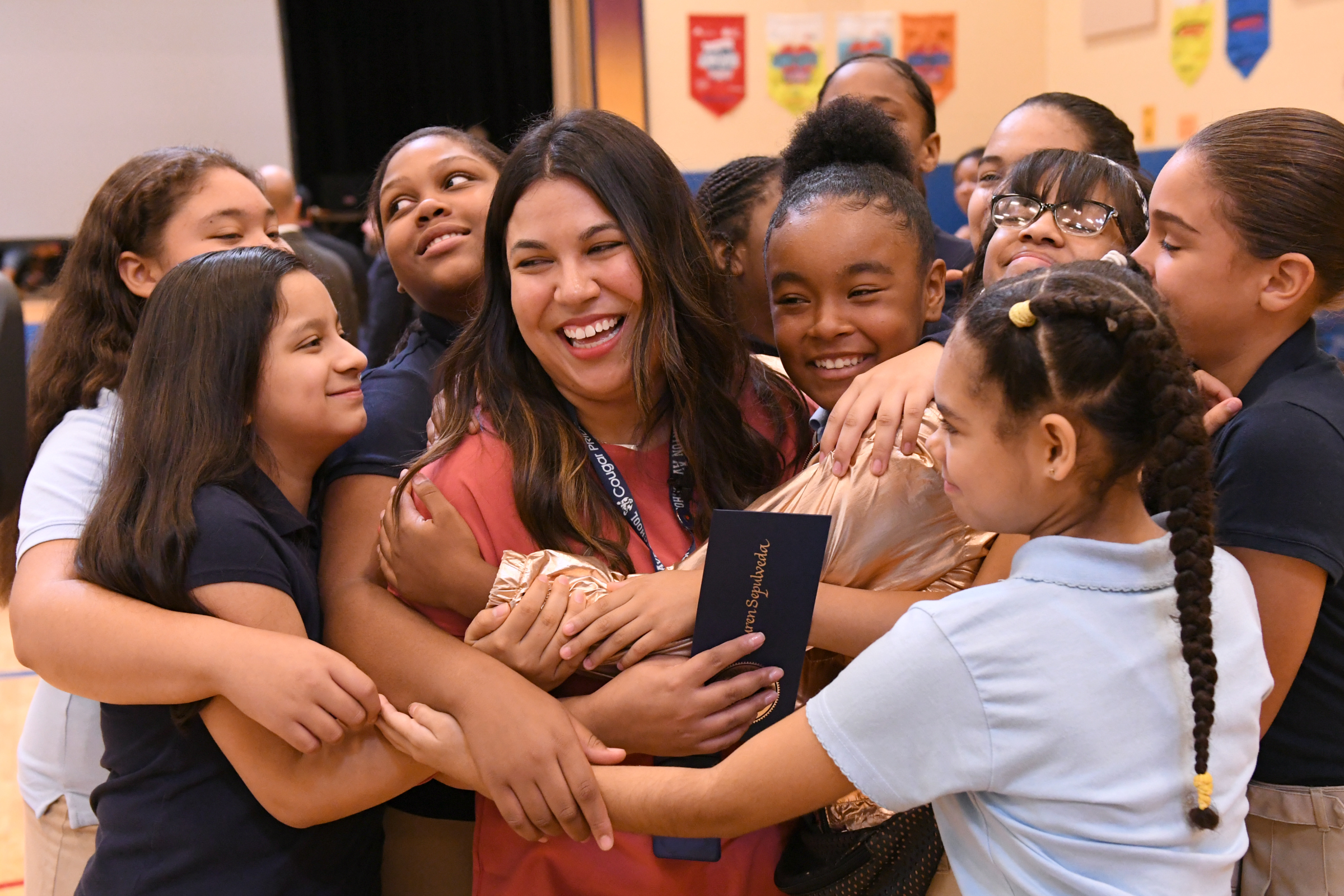 Owl Wins 25 000 As A Top Teacher News At Southern